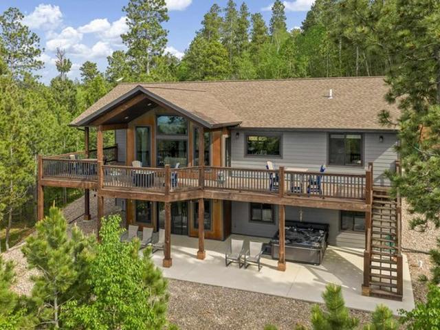 6621 Green Mountain Ct, Spearfish, SD 57783