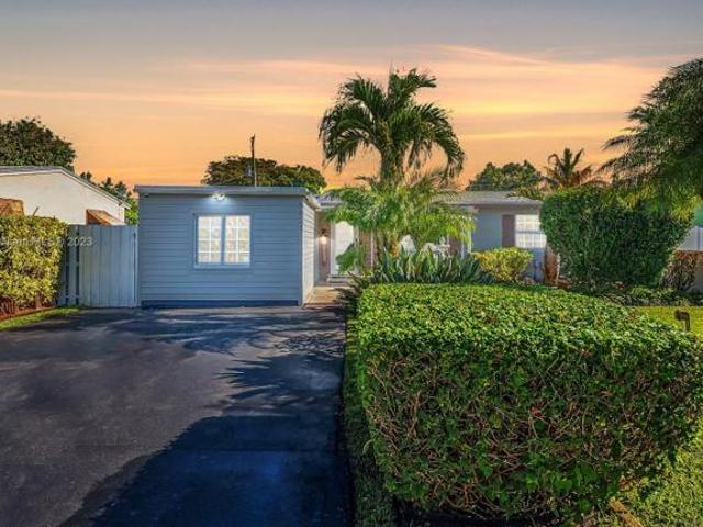 6621 Park St, Hollywood, FL 33024
