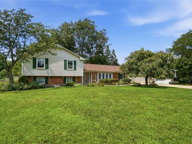 6621 Statesboro Rd, Dayton, OH 45459