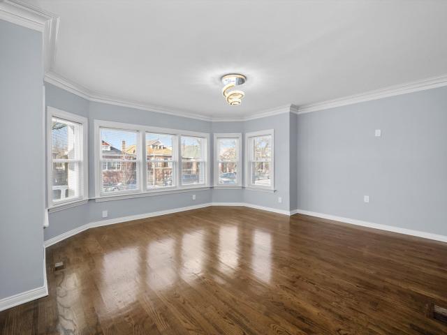 6621 S California Ave, Chicago, IL 60629 | MLS #12621 | Compass