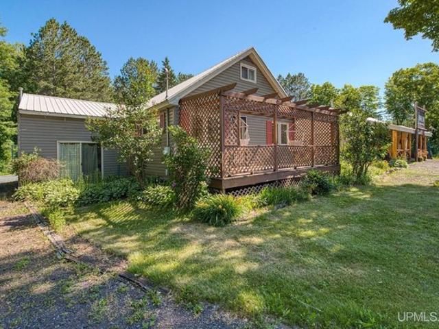 6622 W US 2 Hwy, Hurley, WI 54534