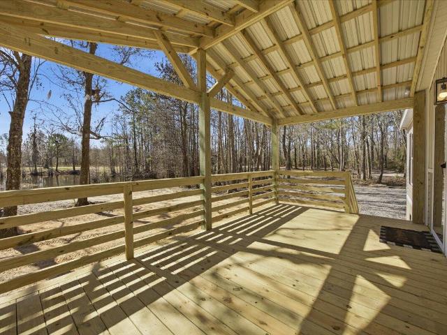 662 Country Pond Lane