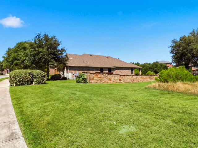 662 Catalina Ln