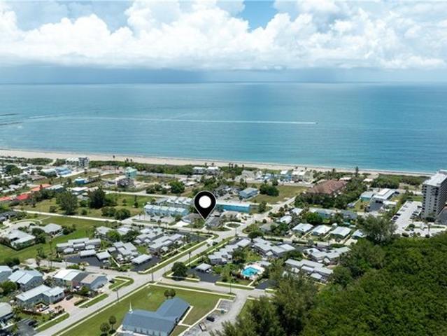 662 Granada St, Hutchinson Island, FL 34949