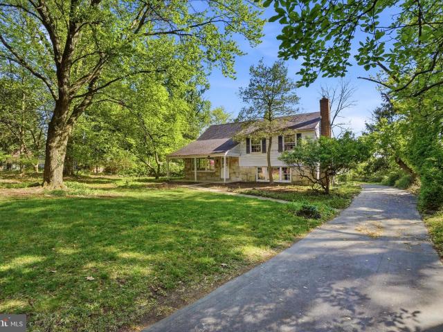 662 Deaver Dr, Blue Bell, PA 19422 | MLS #PAMC2177 | Compass