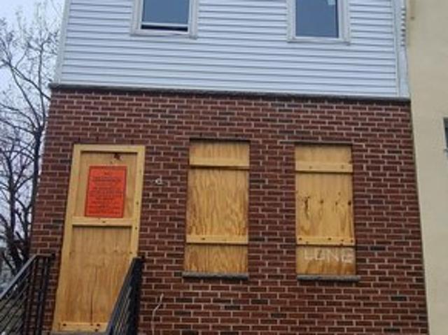 662 E Lippincott St, Philadelphia, PA 19134
