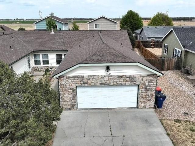 662 S Carriage Dr, Milliken, CO 80543