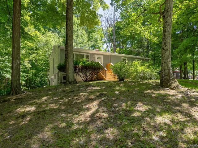 662 Willow Brook Road