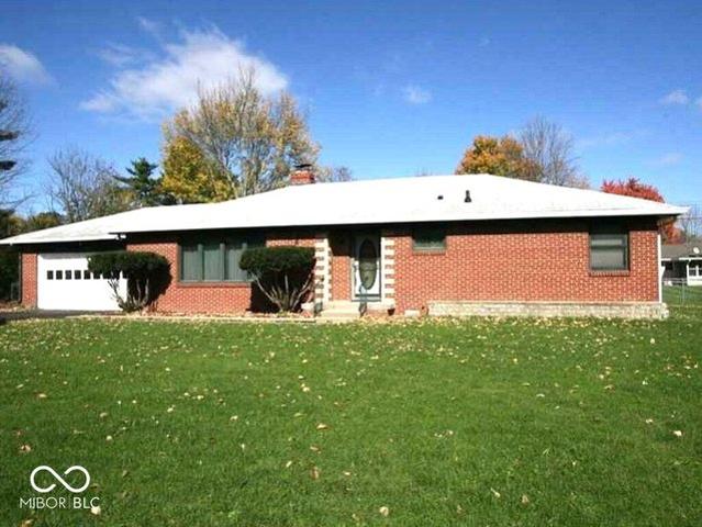 6634 N Oakview Dr, Indianapolis, IN 46278