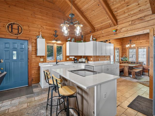 6634 Panorama Drive