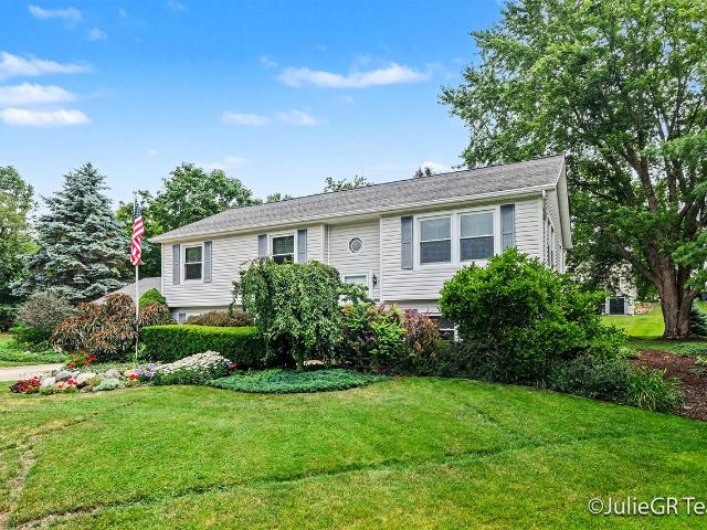 6635 E Via Vista Court