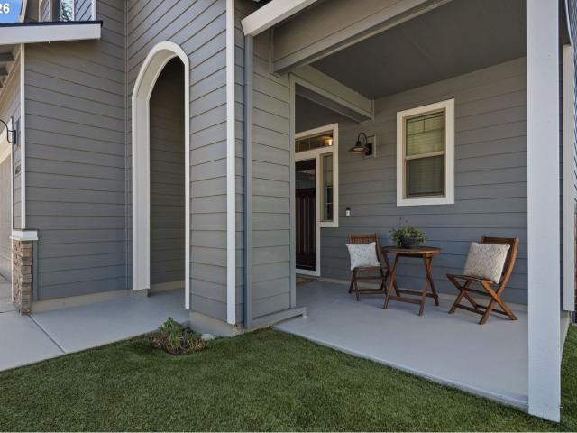 6635 larissa ln