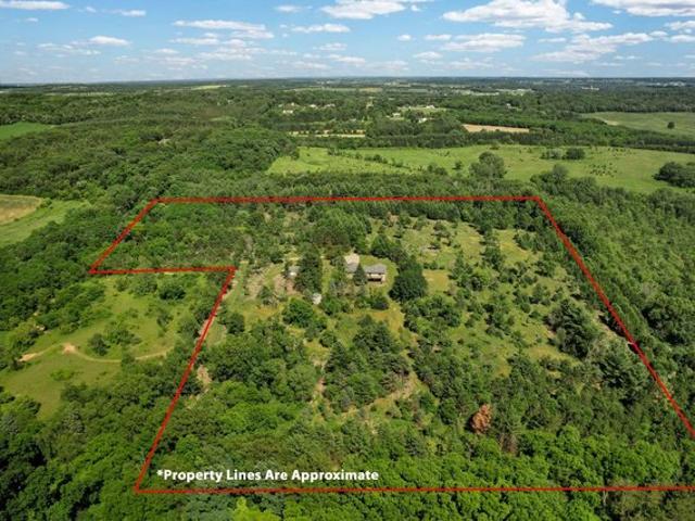6635 Sunset Dr, Verona, WI 53593