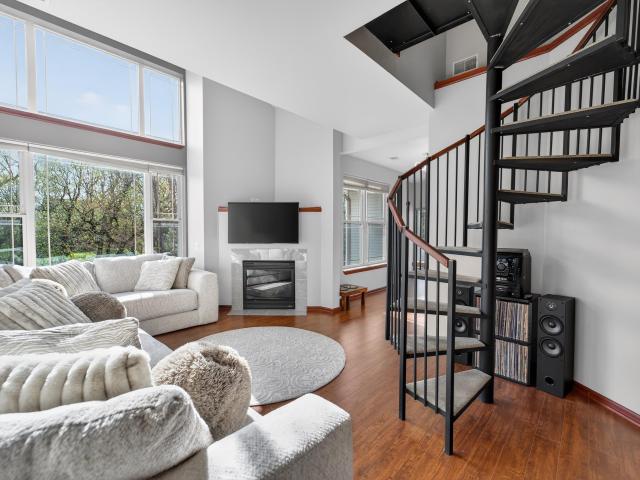 6635 Windsor Commons Avenue