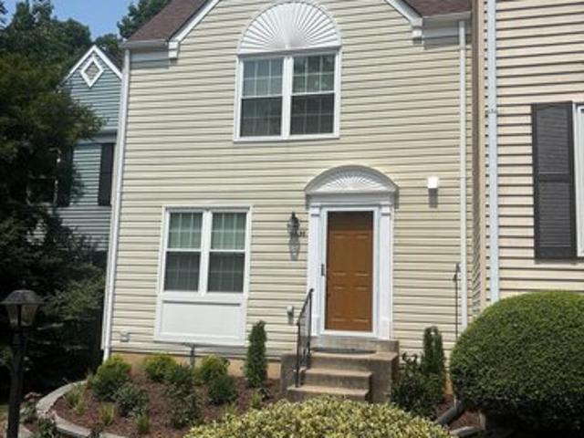 6636 Rockleigh Way, Alexandria, VA 22315