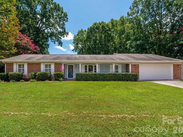6637 Old Post Rd, Charlotte, NC 28212