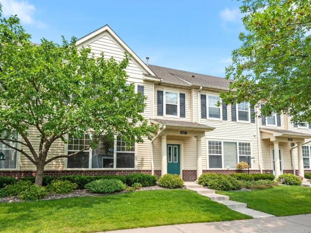 6637 Lamplight Drive