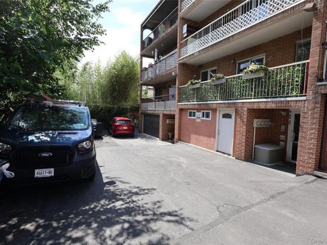 6637A Jay Ave, Maspeth, NY 11378