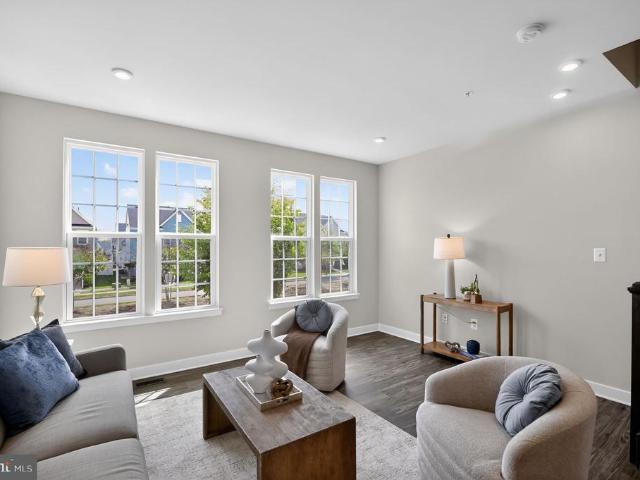 6638 Ballenger Run Boulevard