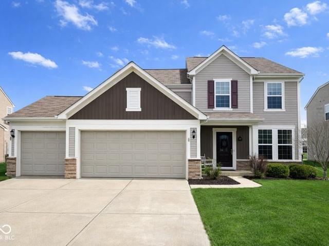 6638 Keepsake Dr, Whitestown, IN 46075