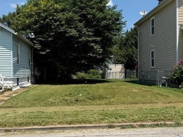 6639 Bartmer Ave, Saint Louis, MO 63130
