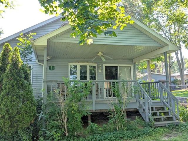 6630 Channel Rd, Waterford, WI 53185