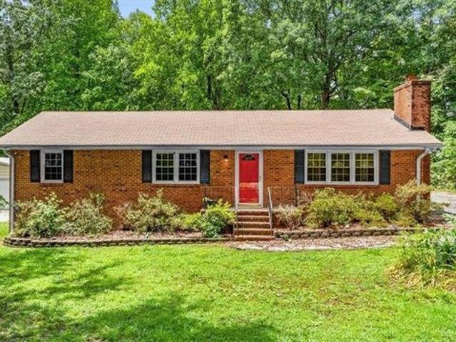 6630 Hunt Rd, Pleasant Garden, NC 27313