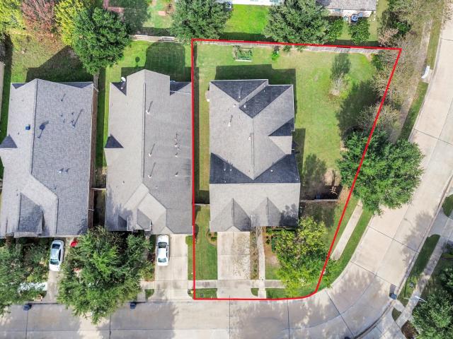 6630 Larocke Trail