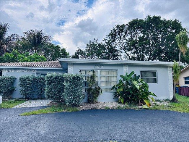 6631 NW 84th St, Tamarac, FL 33321