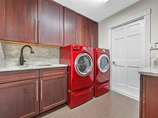 6631 Crenshaw Dr, Orlando, FL 32835 | MLS #O6322