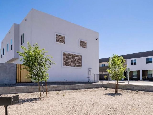 6631 S 7th St, Unit 7, Phoenix, AZ 85042 | Compass