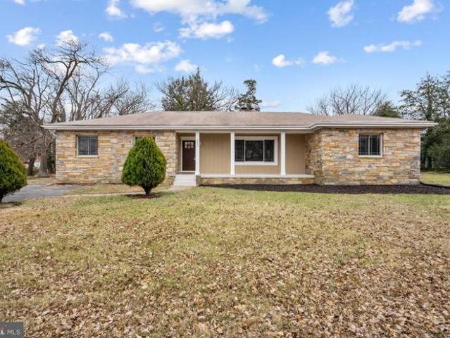 6631 S Kings Hwy, Alexandria, VA 22306