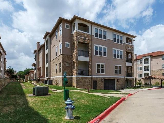 6631 Via Positano Apt 202, Irving, TX 75039