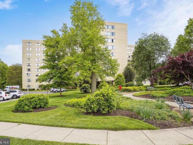 6631 Wakefield Dr #718, Alexandria, VA 22307