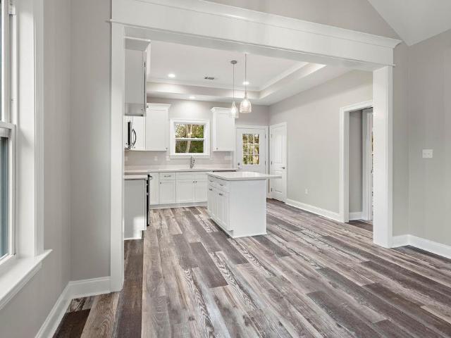 66321 Markham Drive