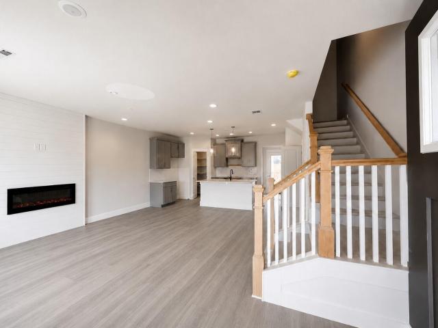 6632 Monarch Circle