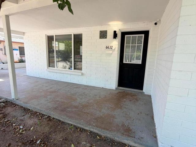6632 N 60th Ave, Glendale, AZ 85301 | MLS #7020 | Compass