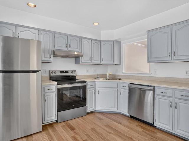 6632 Commodore Court