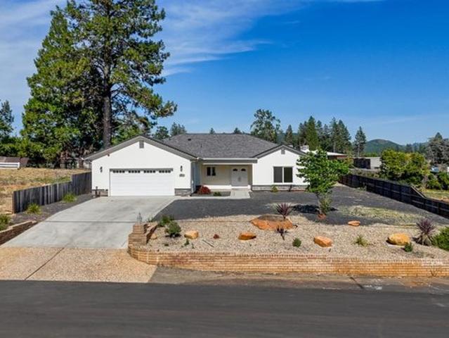 6632 Dolores Dr, Paradise, CA 95969