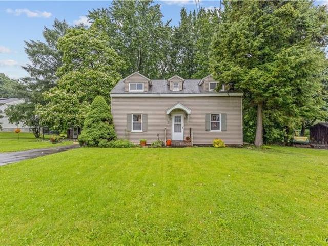 6633 Collamer Rd, East Syracuse, NY 13057