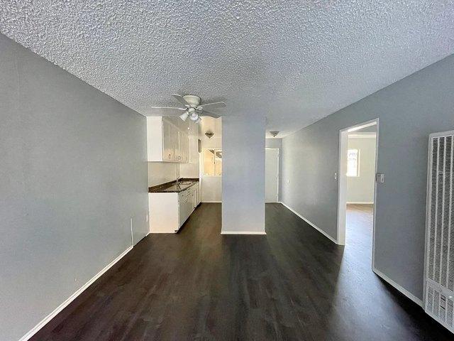 6633 Vineland Ave, North Hollywood, CA 91606