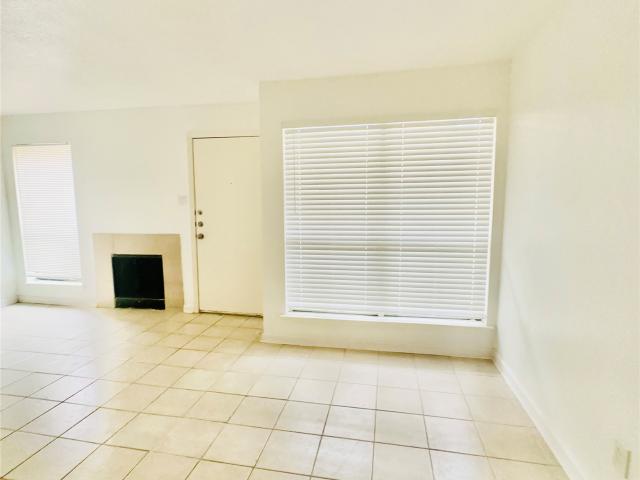 6633 W Airport Boulevard 1303
