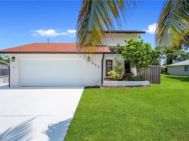 663 110th Ave N, Naples, FL 34108 | MLS #2026007 | Compass