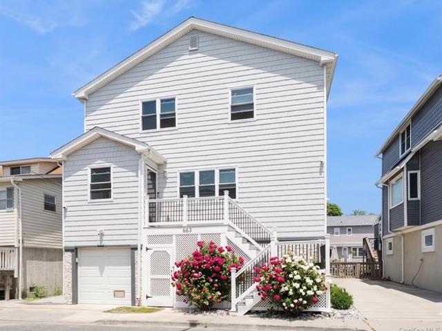 663 Arthur St, Baldwin, NY 11510