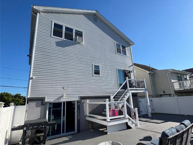 663 Arthur Street