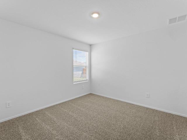 663 Ebbsfleet Dr