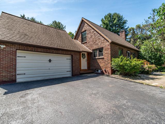 663 Sacandaga Road