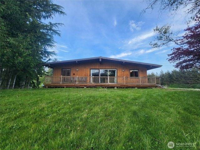 663 Whiskey Creek Beach Rd, Port Angeles, WA 98363