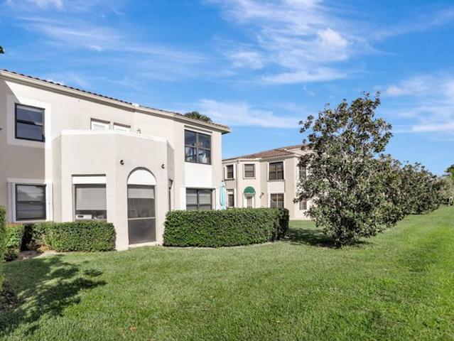 6646 Villa Sonrisa Dr Apt 520, Boca Raton, FL 33433