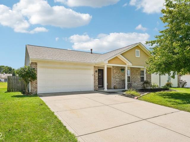 6647 W Longview Dr, McCordsville, IN 46055